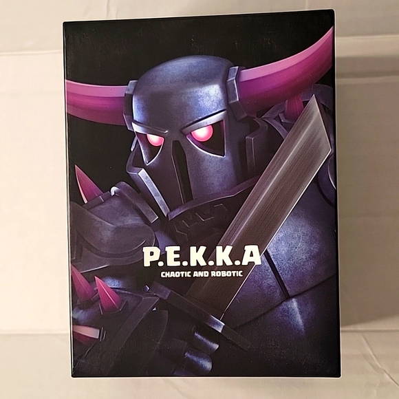 clash of clans supercell | Toys | New Sealed Clash Of Clans Royal Pekka ...